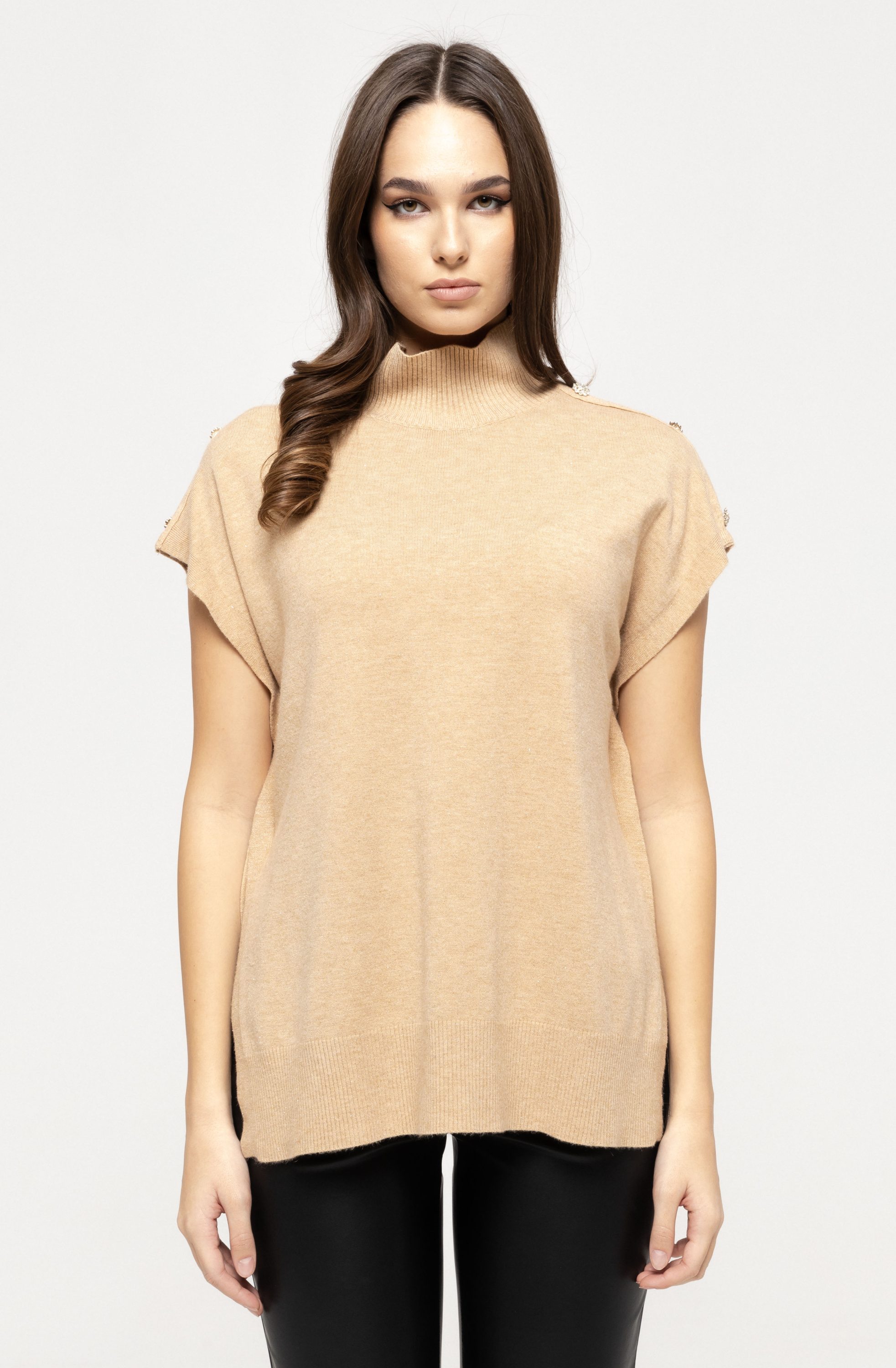 Capa cu nasturi aplicati Ella - ETIC