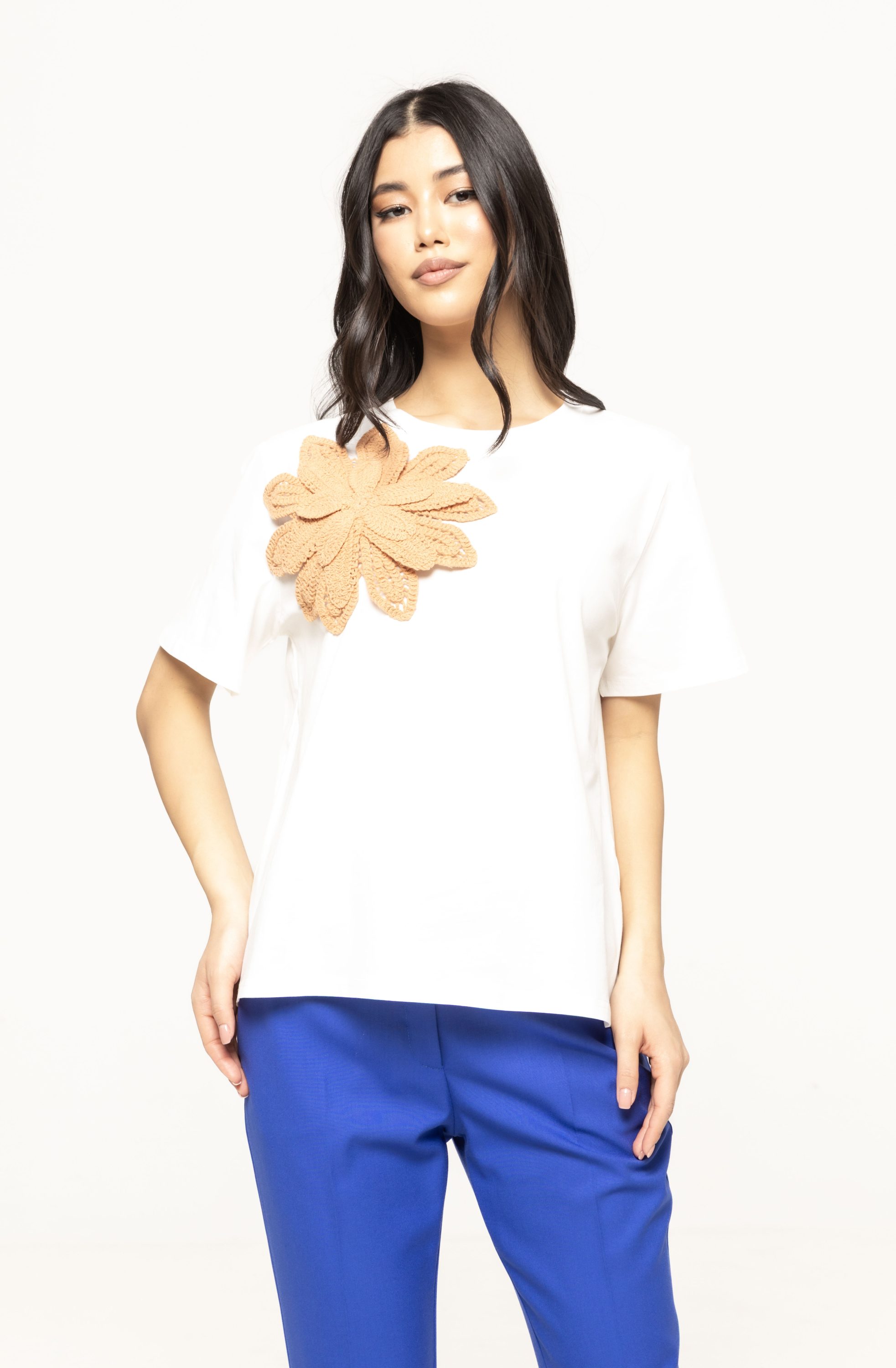 Tricou cu model floare Doris - ETIC